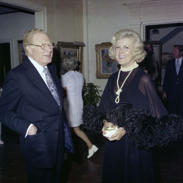Florida Memory • Wally Findlay with Mrs. William Buckley at Findlay ...