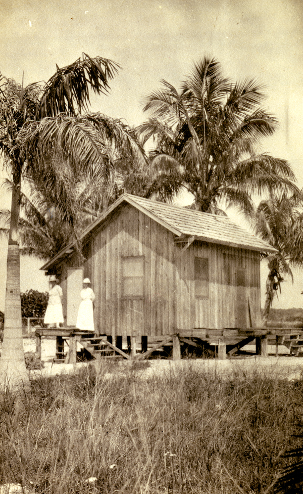Florida Memory • Koreshans Bertie Boomer and Evelyn Trickett Bubbett at ...