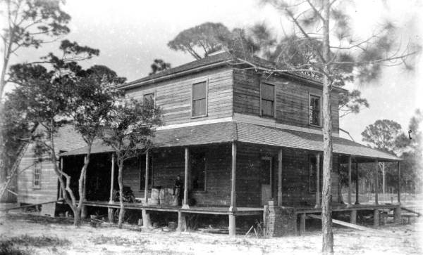 Florida Memory • Residence of David H. Brown - Eastpoint, Florida.