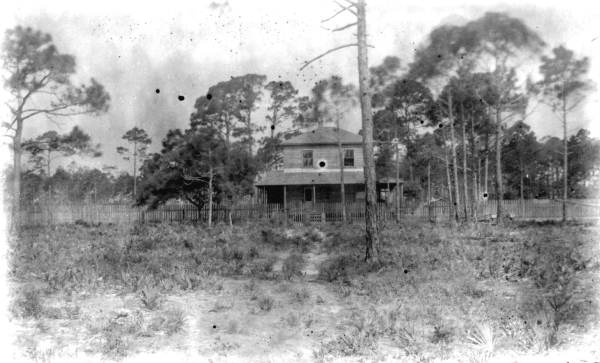 Florida Memory • Residence of David H. Brown - Eastpoint, Florida.