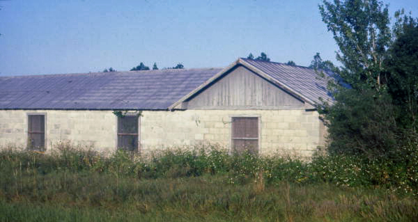 Florida Memory • Close-up view of farm labor housing on the west side ...