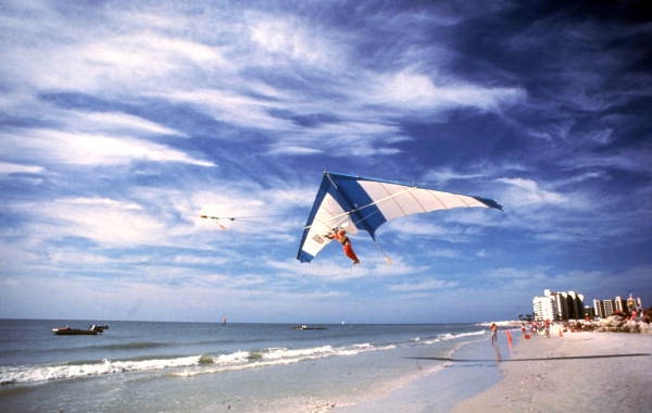 Florida Memory • Hang gliding competition at St. Petersburg Beach.