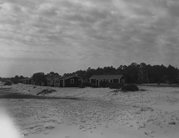 Florida Memory • Houses on the shore of Money Bayou in Gulf County.