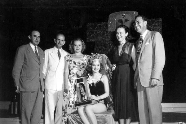 Florida Memory • Miss Florida 1947 coronation ceremony - Saint ...