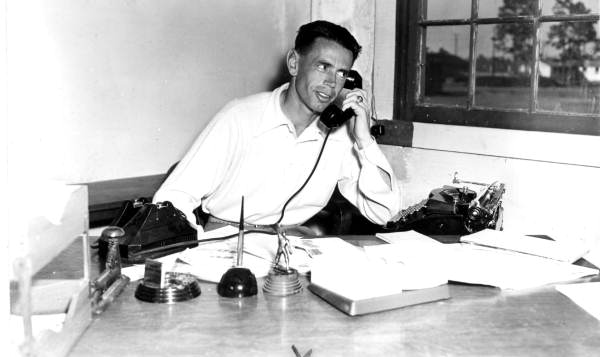 Florida Memory • Bob Doty co-owner of the school at his desk - Bartow ...