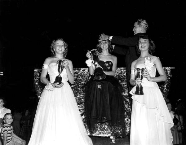 Florida Memory • Finalists in the Leesburg Watermelon Festival beauty ...