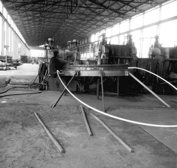 Florida Memory • Steel reinforcing bars being manufactured at the ...