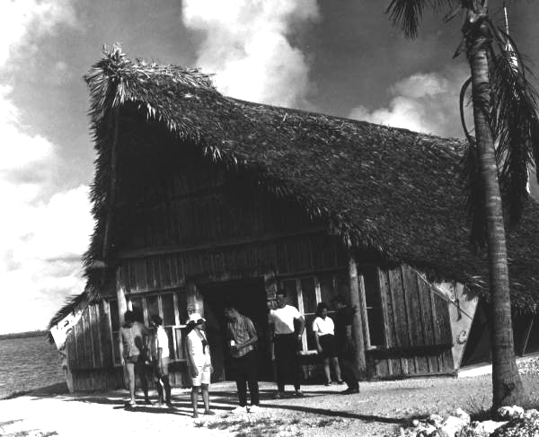 Florida Memory • The "Hut" located at Newfound Harbor - Florida Keys ...
