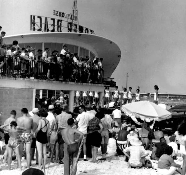 Florida Memory • Crowds gathered for the Miss Northwest Florida beauty ...