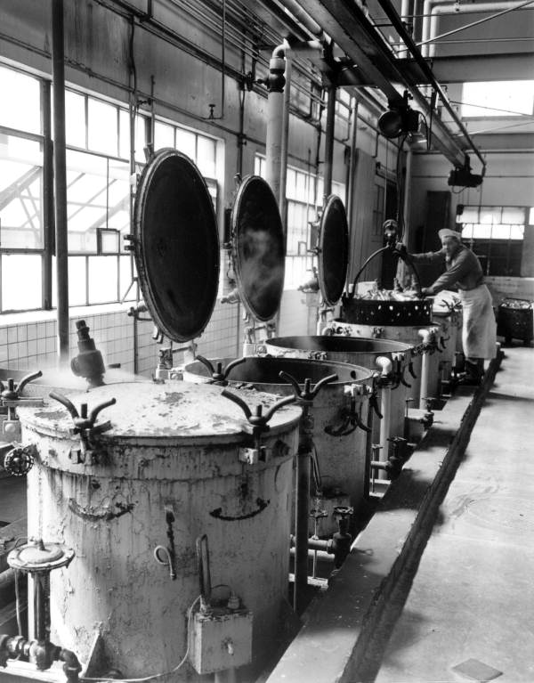 Florida Memory • Inside the Lykes Brothers meat canning plant - Tampa ...