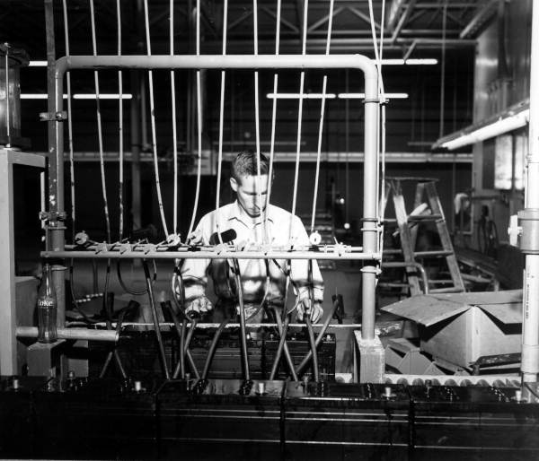 Florida Memory • Inside Gould-National Battery's battery plant ...