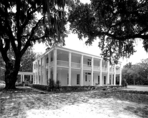 Florida Memory • View of mansion at the Eden Gardens State Park - Point ...