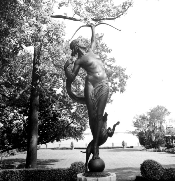 Florida Memory • View of statue at Cummer Gallery of Art - Jacksonville ...
