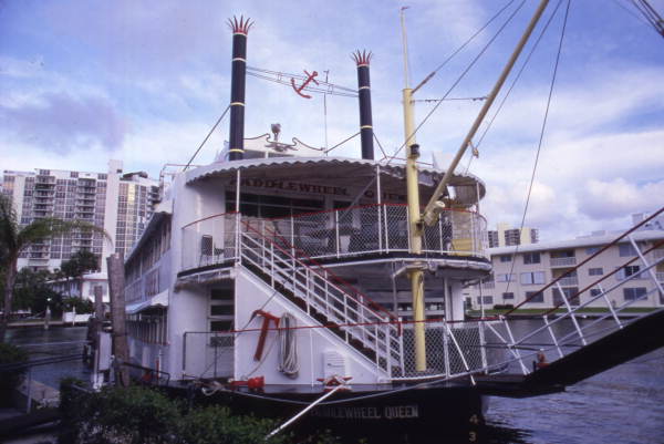 Florida Memory • Close-up view of the Paddlewheel Queen steamer in Ft ...