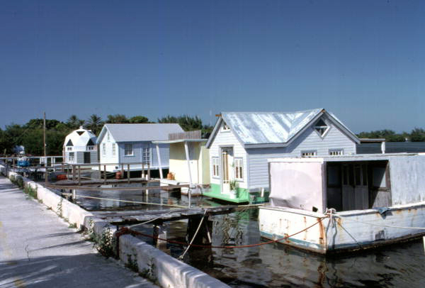 Florida Memory • Houseboats at "Houseboat Row" off South Roosevelt ...