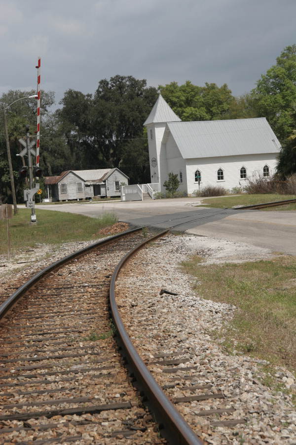 Florida Memory • Train tracks leading towards the Hawthorne Historical ...