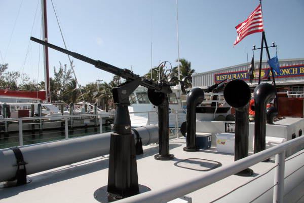 Florida Memory • Close-up view on deck the PT-728 WWII motor torpedo ...