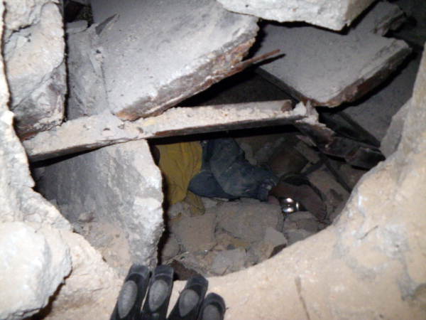 Florida Memory • View showing Haiti earthquake victim trapped beneath ...