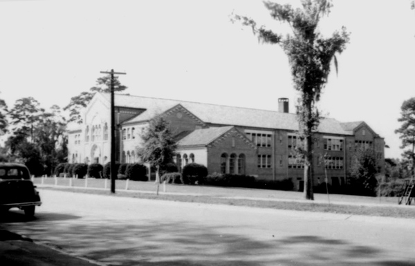 Florida Memory • Sealey Memorial Elementary School in Tallahassee, Florida.