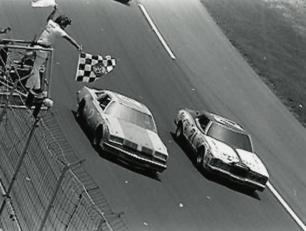 Florida Memory • Dale Earnhardt (left) comes in second behind Neil ...
