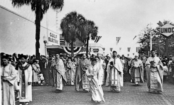 Florida Memory • Greek Epiphany Ceremony - Tarpon Springs, Florida