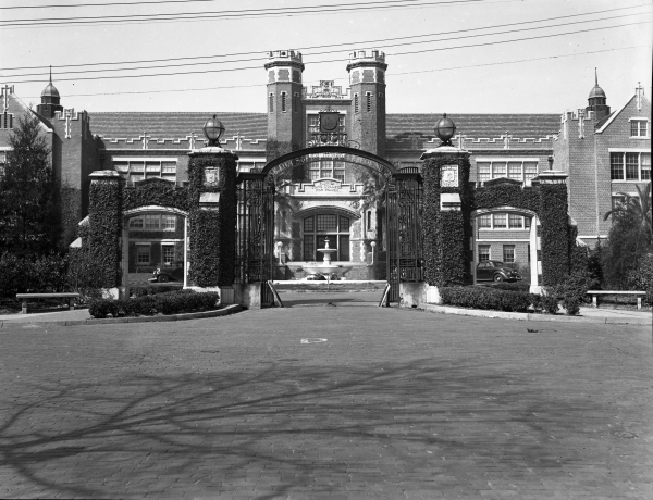 Florida Memory • Westcott Building and gate at the Florida State ...