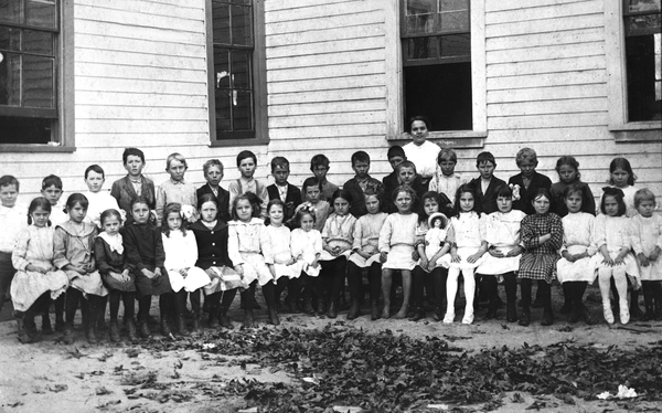 Florida Memory • School children in class portrait - 1908.