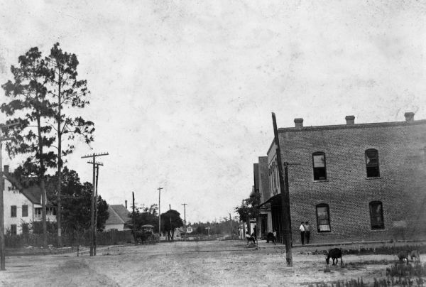 Florida Memory • Intersection of Central Avenue and South Pear Street ...