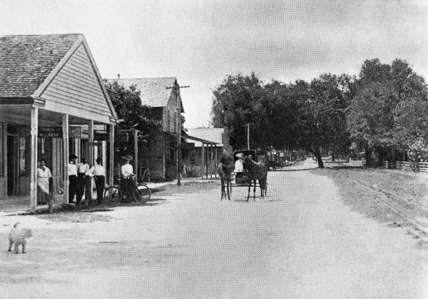 Florida Memory • Fort Meade street scene