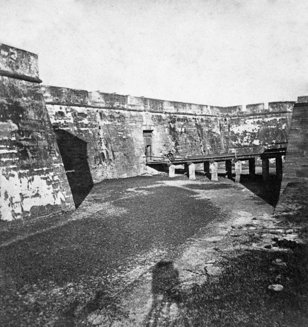 Florida Memory • Drawbridge of Fort San Marcos.