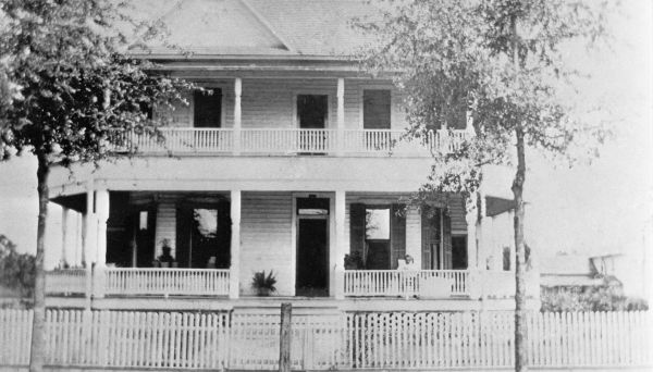 Florida Memory • Home of James B. and Elizabeth Crum - Homeland, Florida