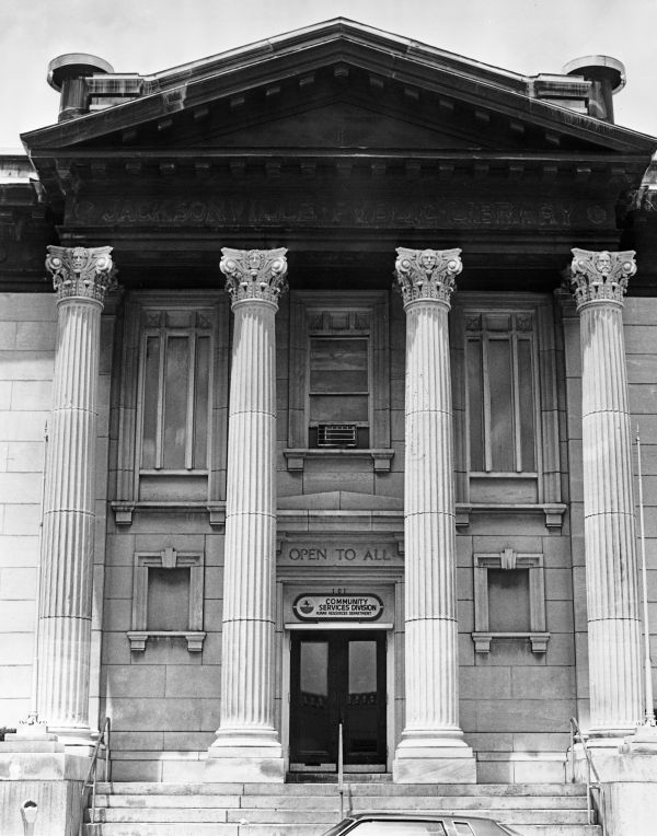 Florida Memory • Exterior view of library.