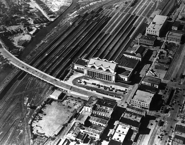 Florida Memory • Aerial view of Union Station and yards.