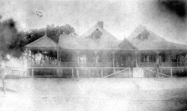 Florida Memory • Bungalow belonging to Captain John L. Inglis ...