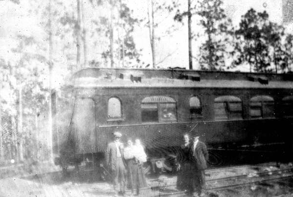Florida Memory • Marianna & Blountstown Railroad rear of passenger ...