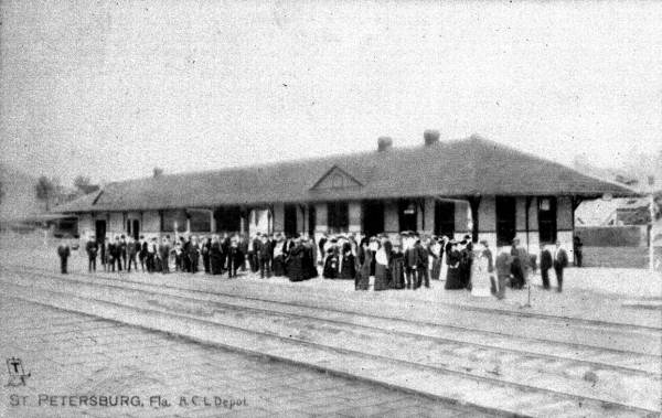 Florida Memory • Passengers waiting outside railroad depot in Saint ...