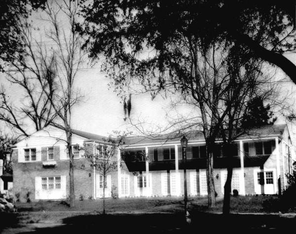 Florida Memory • Kappa Alpha Theta house.
