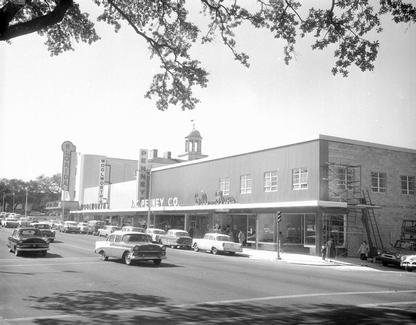Florida Memory • J.C. Penney Co. building.