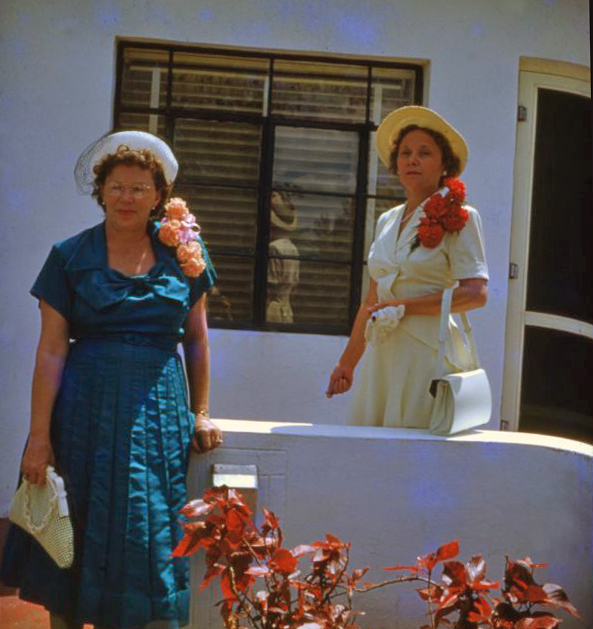 Florida Memory • Lida, left, with Dorothy Sharp in Miami.