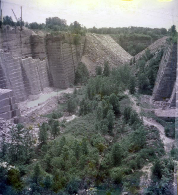 Florida Memory • Stone quarry.