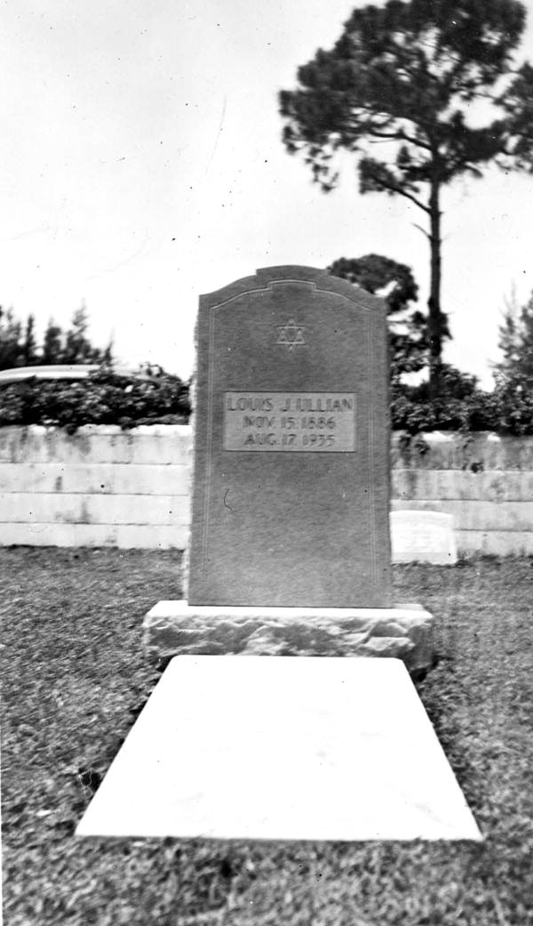 Florida Memory • Grave of Louis J. Ullian - Fort Lauderdale, Florida.
