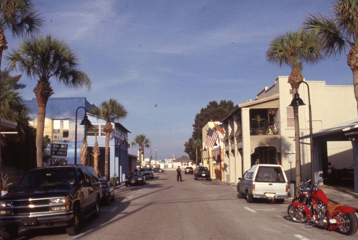 Florida Memory • Photographs of the Pass-a-Grille Historic District.