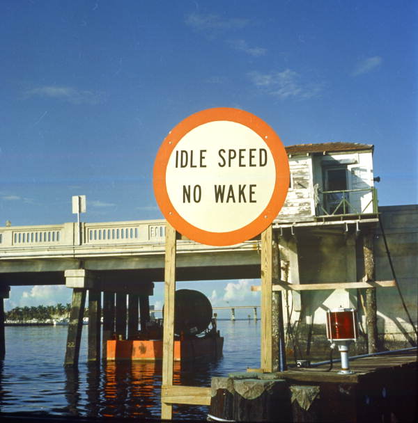 Florida Memory • Florida Marine Patrol regulatory boating sign