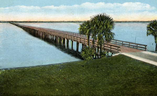 Florida Memory • Tamiami Trail bridge over the Caloosahatchee River ...