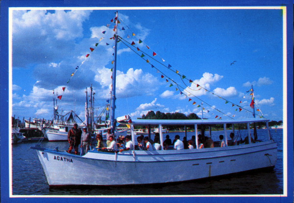 Florida Memory • St. Nicholas Boat Lines - Tarpon Springs, Florida.