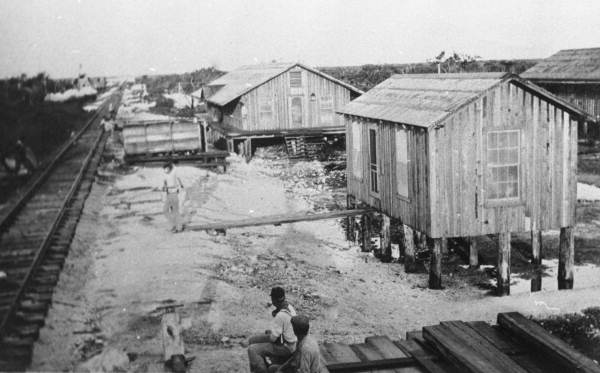 Florida Memory • Buildings at a Florida East Coast Railway's overseas ...