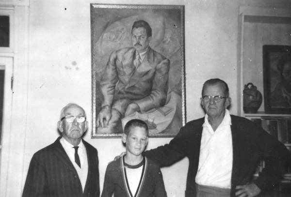 Florida Memory • Portrait of Ernest Hemingway at the home of Charles ...