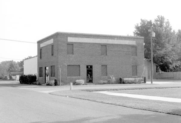 Florida Memory • Commercial building - Fort Meade.