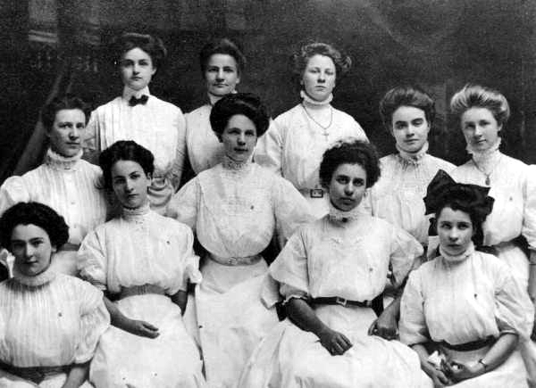 Florida Memory • Chi Omega sorority class of 1908.