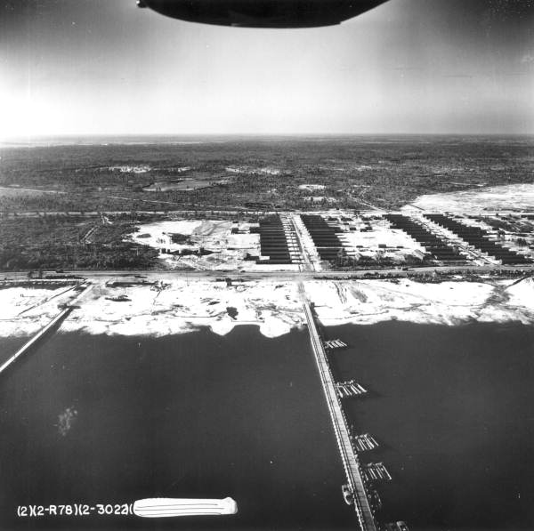 Florida Memory • Aerial view of Camp Gordon Johnston